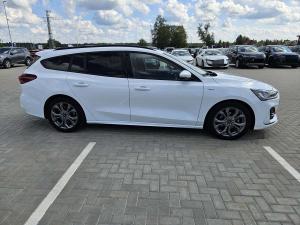 White Ford Focus 2023 in Taurage, with an engine capacity of 1.00 L and mileage of 220 thousand km for 7900 €, photo 6 on AUTOMOTO.COM.LV
