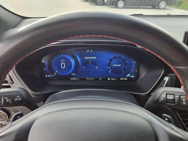Balts Ford Focus 2023 Tauragė, ar dzinēja tilpumu 1.00 L un nobraukumu 220 tūkst. km par 7900 €, foto 8 vietnē AUTOMOTO.COM.LV