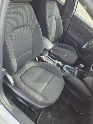 White Ford Focus 2023 in Taurage, with an engine capacity of 1.00 L and mileage of 220 thousand km for 7900 €, photo 10 on AUTOMOTO.COM.LV