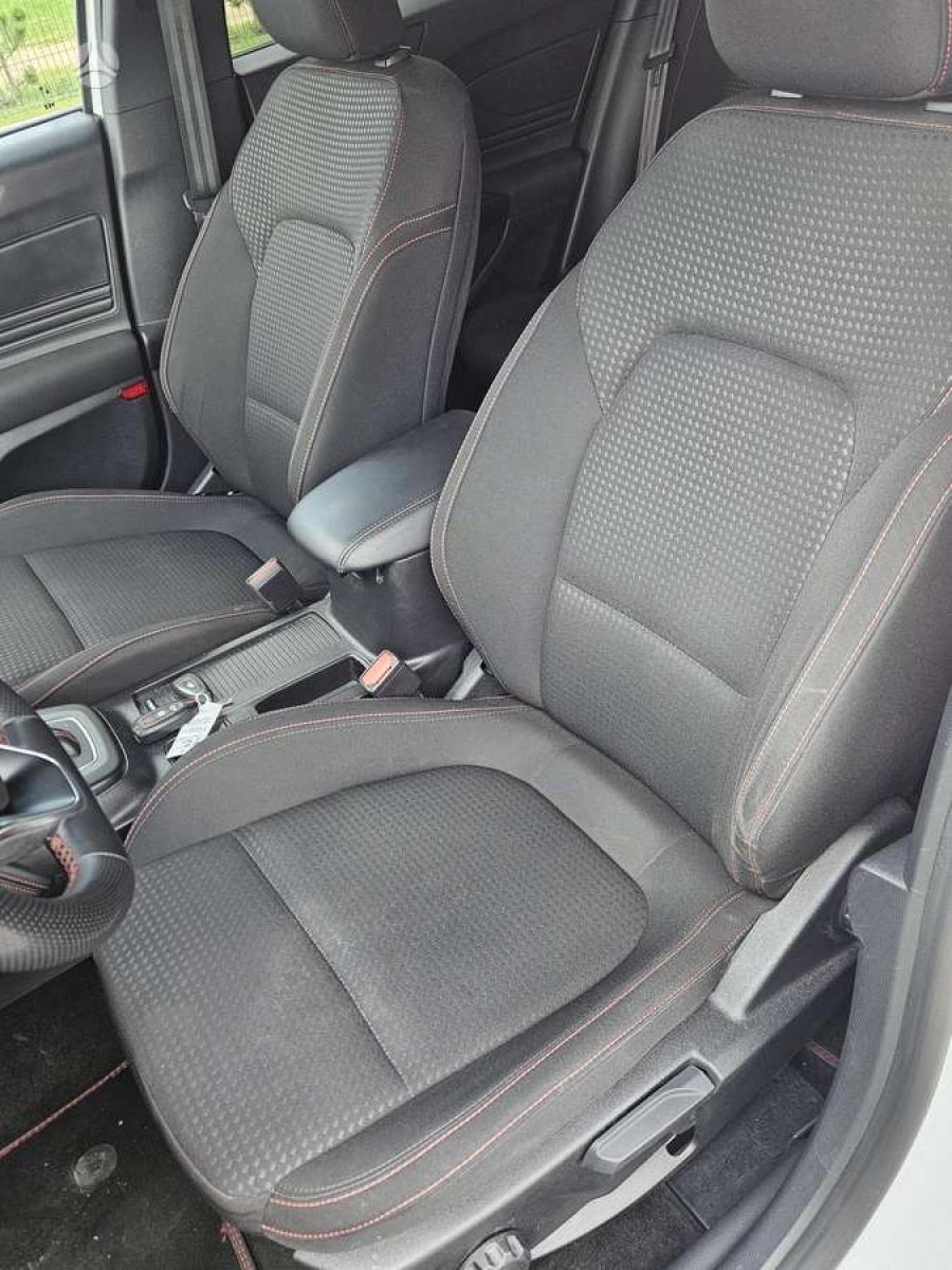 White Ford Focus 2023 in Taurage, with an engine capacity of 1.00 L and mileage of 220 thousand km for 7900 €, photo 11 on AUTOMOTO.COM.LV