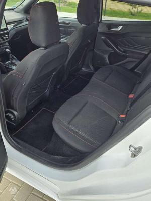 White Ford Focus 2023 in Taurage, with an engine capacity of 1.00 L and mileage of 220 thousand km for 7900 €, photo 12 on AUTOMOTO.COM.LV