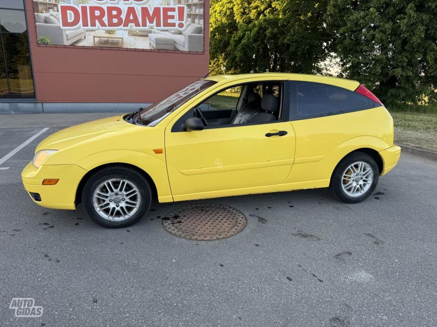 Yellow Ford Focus 2005 in Siauliai, with an engine capacity of 2.00 L and mileage of 150 thousand km for 550 €, photo 3 on AUTOMOTO.COM.LV