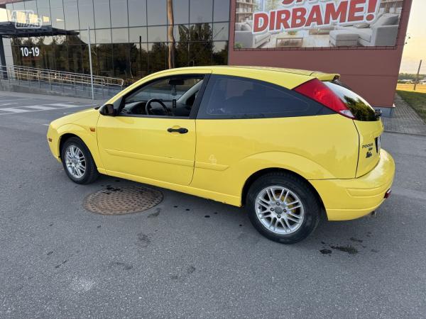 Dzeltens Ford Focus 2005 Šauļi, ar dzinēja tilpumu 2.00 L un nobraukumu 150 tūkst. km par 550 €, foto 3 vietnē AUTOMOTO.COM.LV