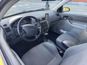 Yellow Ford Focus 2005 in Siauliai, with an engine capacity of 2.00 L and mileage of 150 thousand km for 550 €, photo 12 on AUTOMOTO.COM.LV