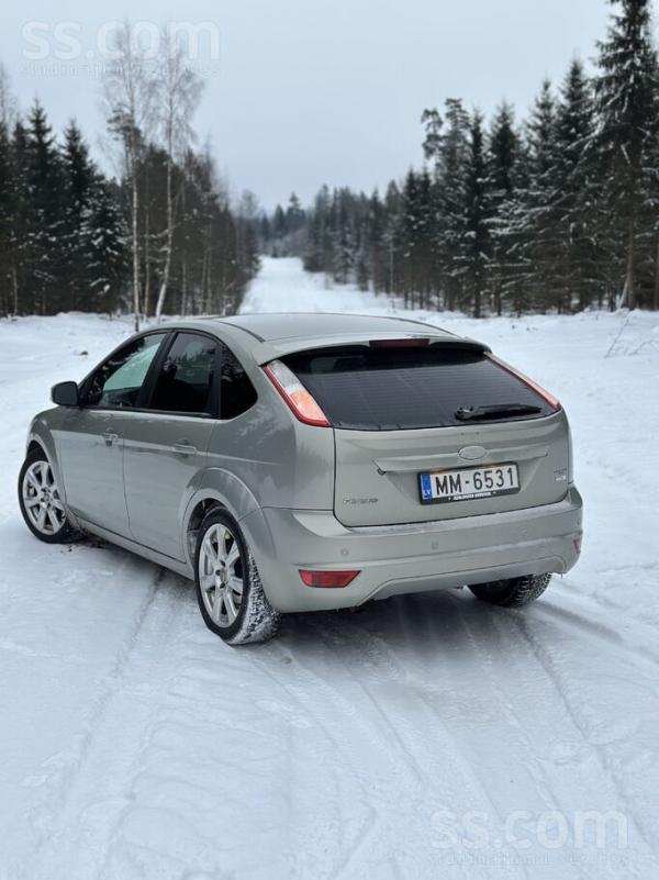 Dzeltens Ford Focus 2009 Rēzekne, ar dzinēja tilpumu 2.00 L un nobraukumu 295 tūkst. km par 2500 €, foto 2 vietnē AUTOMOTO.COM.LV