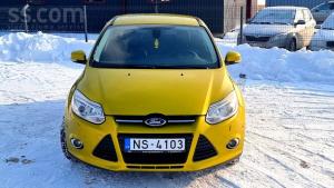 Yellow Ford Focus 2011 in Cesis, with an engine capacity of 1.60 L and mileage of 329 thousand km for 2500 €, photo 3 on AUTOMOTO.COM.LV