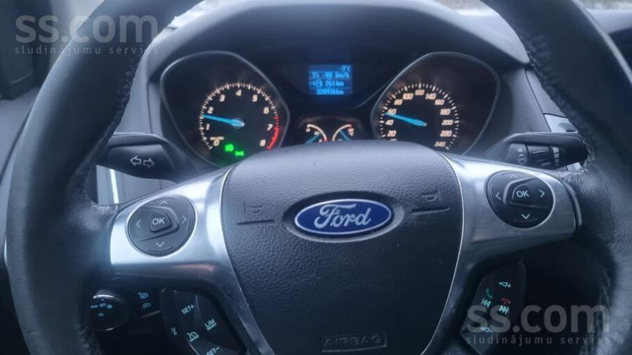 Yellow Ford Focus 2011 in Cesis, with an engine capacity of 1.60 L and mileage of 329 thousand km for 2500 €, photo 30 on AUTOMOTO.COM.LV