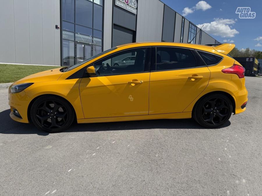 Dzeltens Ford Focus 2016 Klaipėda, ar dzinēja tilpumu 2.00 L un nobraukumu 295 tūkst. km par 13000 €, foto 3 vietnē AUTOMOTO.COM.LV