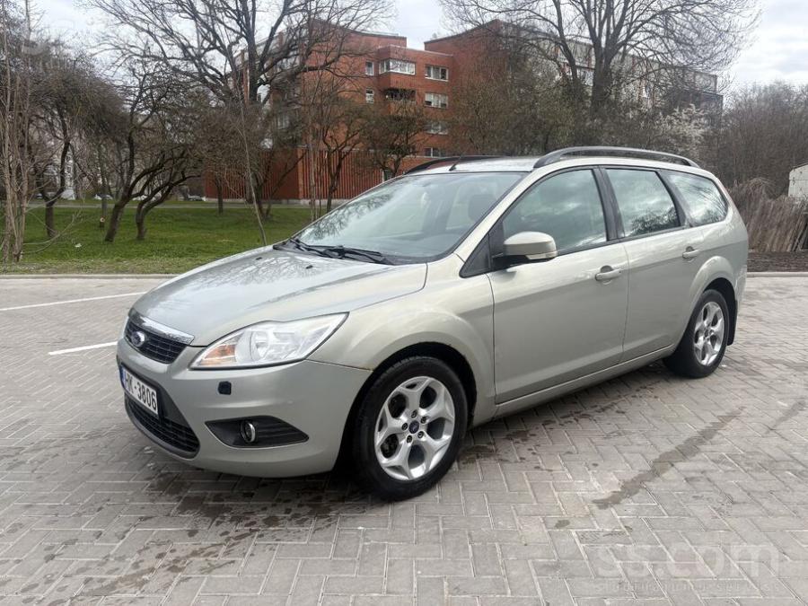 Yellow Ford Focus 2009 in Riga, with an engine capacity of 1.60 L and mileage of 220 thousand km for 2300 €, photo 3 on AUTOMOTO.COM.LV
