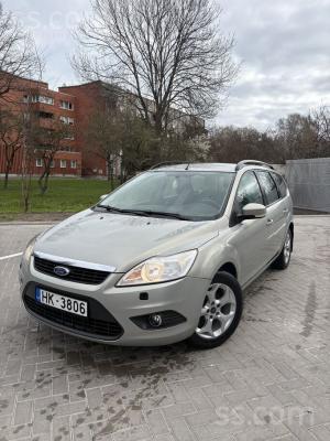 Yellow Ford Focus 2009 in Riga, with an engine capacity of 1.60 L and mileage of 220 thousand km for 2300 €, photo 5 on AUTOMOTO.COM.LV