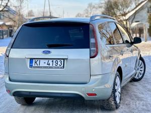 Yellow Ford Focus 2010 in Jelgava, with an engine capacity of 1.60 L and mileage of 257 thousand km for 2250 €, photo 3 on AUTOMOTO.COM.LV