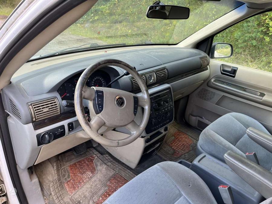 White Ford Freestar 2005 in Kaunas, with an engine capacity of 3.90 L and mileage of 0 thousand km for 750 €, photo 10 on AUTOMOTO.COM.LV