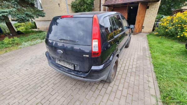 Melns Ford Fusion 2006 Panevēža, ar dzinēja tilpumu 1.60 L un nobraukumu 304 tūkst. km par 600 €, foto 5 vietnē AUTOMOTO.COM.LV