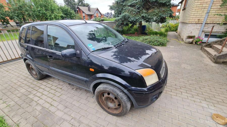 Melns Ford Fusion 2006 Panevēža, ar dzinēja tilpumu 1.60 L un nobraukumu 304 tūkst. km par 600 €, foto 7 vietnē AUTOMOTO.COM.LV