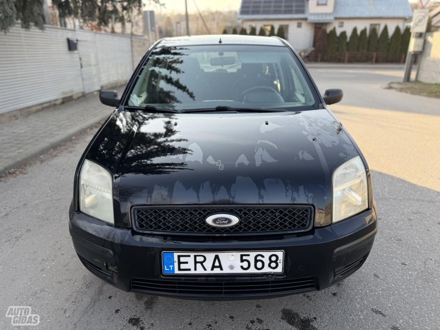 Black Ford Fusion 2004 in Kaunas, with an engine capacity of 1.40 L and mileage of 399 thousand km for 1250 €, photo 2 on AUTOMOTO.COM.LV