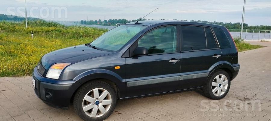 Black Ford Fusion 2006 in Riga, with an engine capacity of 1.60 L and mileage of 319 thousand km for 2000 €, photo 1 on AUTOMOTO.COM.LV