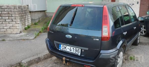 Black Ford Fusion 2006 in Riga, with an engine capacity of 1.60 L and mileage of 319 thousand km for 1600 €, photo 4 on AUTOMOTO.COM.LV