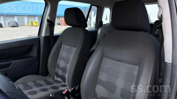 Melns Ford Fusion 2006 Liepāja, ar dzinēja tilpumu 1.40 L un nobraukumu 239 tūkst. km par 2550 €, foto 10 vietnē AUTOMOTO.COM.LV