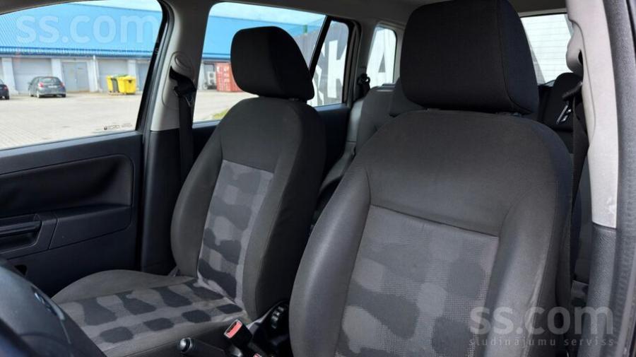 Melns Ford Fusion 2006 Liepāja, ar dzinēja tilpumu 1.40 L un nobraukumu 239 tūkst. km par 2550 €, foto 11 vietnē AUTOMOTO.COM.LV