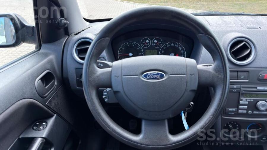 Melns Ford Fusion 2006 Liepāja, ar dzinēja tilpumu 1.40 L un nobraukumu 239 tūkst. km par 2550 €, foto 12 vietnē AUTOMOTO.COM.LV