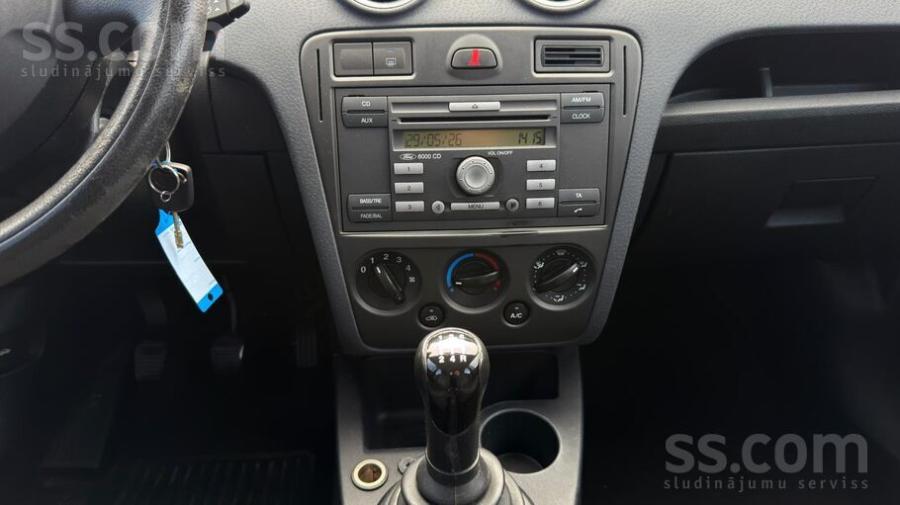 Melns Ford Fusion 2006 Liepāja, ar dzinēja tilpumu 1.40 L un nobraukumu 239 tūkst. km par 2550 €, foto 13 vietnē AUTOMOTO.COM.LV