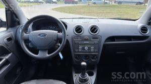 Melns Ford Fusion 2006 Liepāja, ar dzinēja tilpumu 1.40 L un nobraukumu 239 tūkst. km par 2550 €, foto 14 vietnē AUTOMOTO.COM.LV