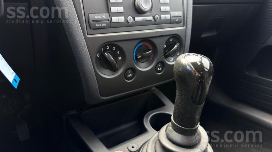 Melns Ford Fusion 2006 Liepāja, ar dzinēja tilpumu 1.40 L un nobraukumu 239 tūkst. km par 2550 €, foto 15 vietnē AUTOMOTO.COM.LV