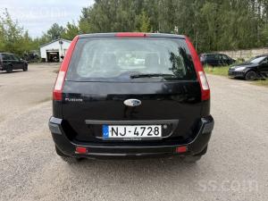 Black Ford Fusion 2006 in Riga, with an engine capacity of 1.40 L and mileage of 262 thousand km for 1180 €, photo 9 on AUTOMOTO.COM.LV