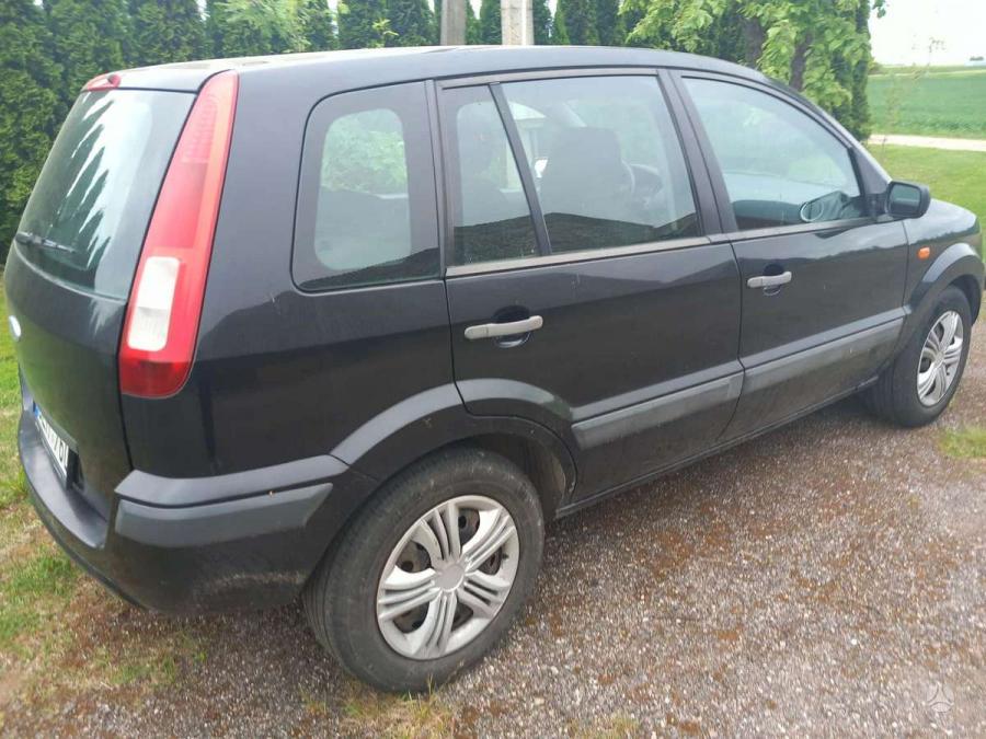 Black Ford Fusion 2007 in Kedainiai, with an engine capacity of 1.39 L and mileage of 300 thousand km for 2000 €, photo 5 on AUTOMOTO.COM.LV