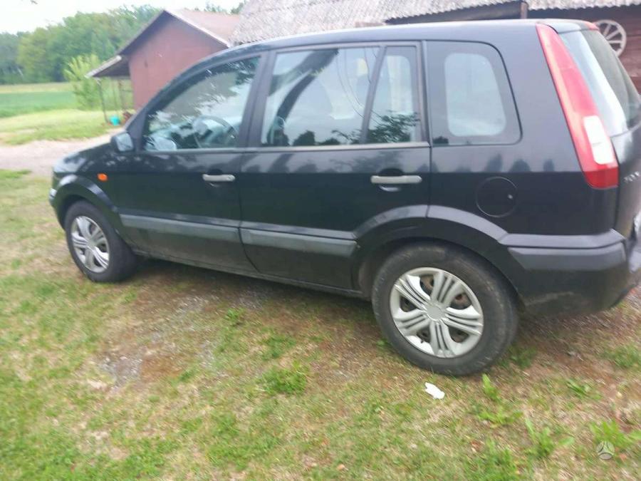 Black Ford Fusion 2007 in Kedainiai, with an engine capacity of 1.39 L and mileage of 300 thousand km for 2000 €, photo 6 on AUTOMOTO.COM.LV