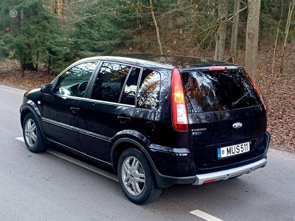 Black Ford Fusion 2008 in Kaunas, with an engine capacity of 1.40 L and mileage of 158 thousand km for 1300 €, photo 4 on AUTOMOTO.COM.LV