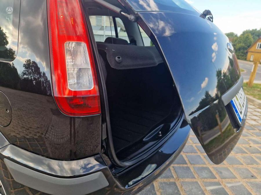 Black Ford Fusion 2008 in Prienai, with an engine capacity of 1.39 L and mileage of 108 thousand km for 2699 €, photo 8 on AUTOMOTO.COM.LV