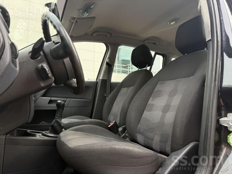 Melns Ford Fusion 2011 Rīga, ar dzinēja tilpumu 1.40 L un nobraukumu 0 tūkst. km par 3600 €, foto 9 vietnē AUTOMOTO.COM.LV