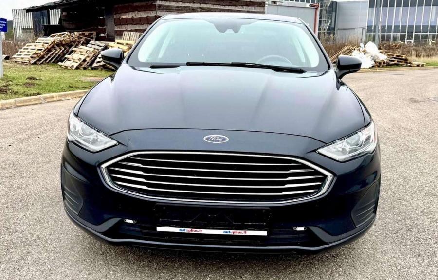 Black Ford Fusion 2020 in Vilnius, with an engine capacity of 1.99 L and mileage of 159 thousand km for 12000 €, photo 4 on AUTOMOTO.COM.LV