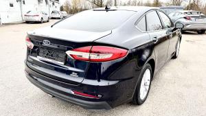 Black Ford Fusion 2020 in Vilnius, with an engine capacity of 1.99 L and mileage of 159 thousand km for 12000 €, photo 6 on AUTOMOTO.COM.LV