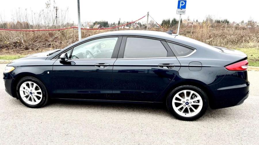 Black Ford Fusion 2020 in Vilnius, with an engine capacity of 1.99 L and mileage of 159 thousand km for 12000 €, photo 10 on AUTOMOTO.COM.LV