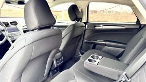 Black Ford Fusion 2020 in Vilnius, with an engine capacity of 1.99 L and mileage of 159 thousand km for 12000 €, photo 13 on AUTOMOTO.COM.LV