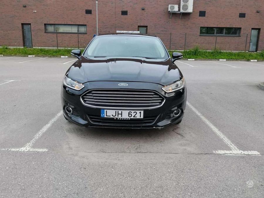 Black Ford Fusion 2013 in Kaunas, with an engine capacity of 2.00 L and mileage of 258 thousand km for 4250 €, photo 8 on AUTOMOTO.COM.LV