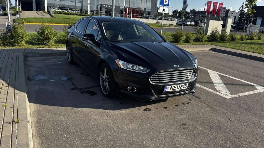 Melns Ford Fusion 2013 Viļņa, ar dzinēja tilpumu 2.00 L un nobraukumu 203 tūkst. km par 3000 €, foto 1 vietnē AUTOMOTO.COM.LV