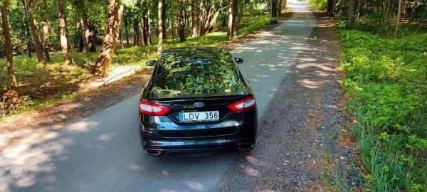 Ford Fusion 2013 Viļņa vietnē Melns Ford Fusion 2013 Viļņa, ar dzinēja tilpumu 2.00 L un nobraukumu 217 tūkst. km par 4700 €, foto 6 vietnē AUTOMOTO.COM.LV