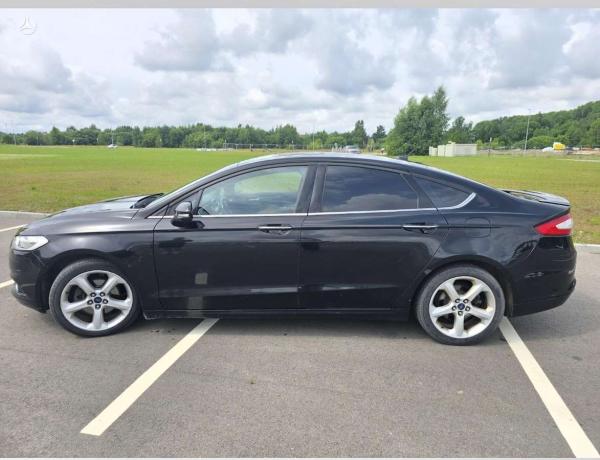 Melns Ford Fusion 2016 Gargždai, ar dzinēja tilpumu 2.49 L un nobraukumu 136 tūkst. km par 6900 €, foto 2 vietnē AUTOMOTO.COM.LV