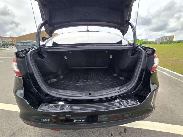 Melns Ford Fusion 2016 Gargždai, ar dzinēja tilpumu 2.49 L un nobraukumu 136 tūkst. km par 6900 €, foto 7 vietnē AUTOMOTO.COM.LV
