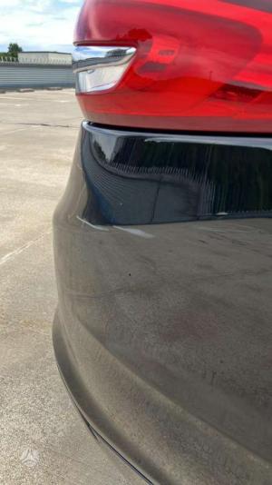 Black Ford Fusion 2017 in Vilnius, with an engine capacity of 2.00 L and mileage of 139 thousand km for 10500 €, photo 9 on AUTOMOTO.COM.LV
