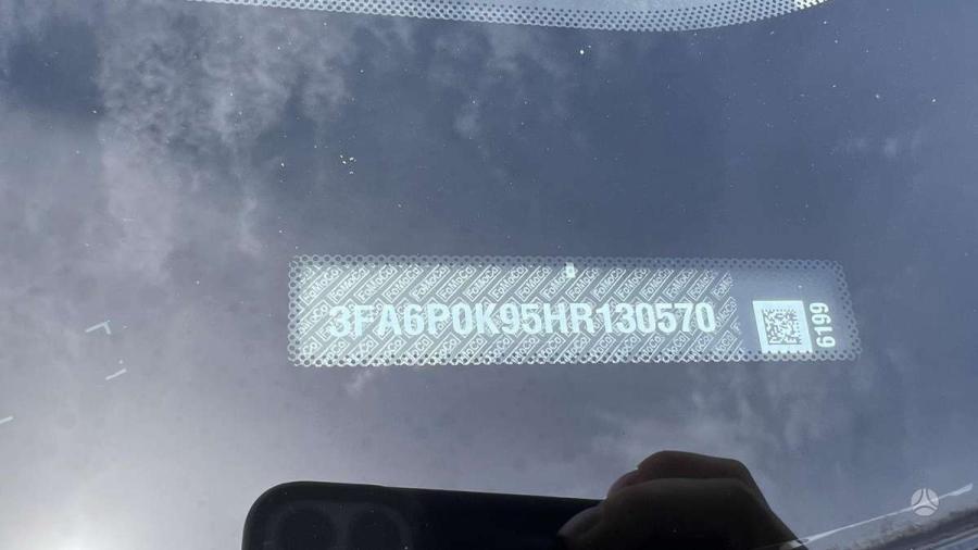 Black Ford Fusion 2017 in Vilnius, with an engine capacity of 2.00 L and mileage of 139 thousand km for 10500 €, photo 13 on AUTOMOTO.COM.LV