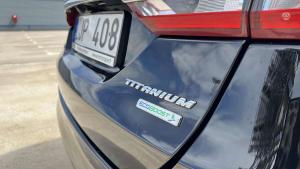 Black Ford Fusion 2017 in Vilnius, with an engine capacity of 2.00 L and mileage of 139 thousand km for 10500 €, photo 15 on AUTOMOTO.COM.LV