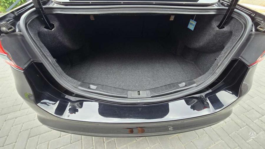 Black Ford Fusion 2017 in Vilnius, with an engine capacity of 2.00 L and mileage of 187 thousand km for 9400 €, photo 19 on AUTOMOTO.COM.LV