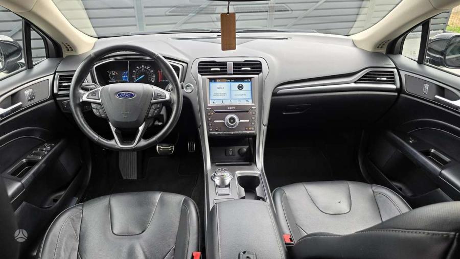 Black Ford Fusion 2017 in Vilnius, with an engine capacity of 2.00 L and mileage of 187 thousand km for 9400 €, photo 25 on AUTOMOTO.COM.LV