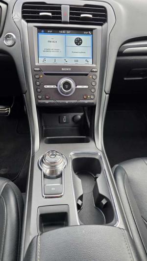 Black Ford Fusion 2017 in Vilnius, with an engine capacity of 2.00 L and mileage of 187 thousand km for 9400 €, photo 27 on AUTOMOTO.COM.LV