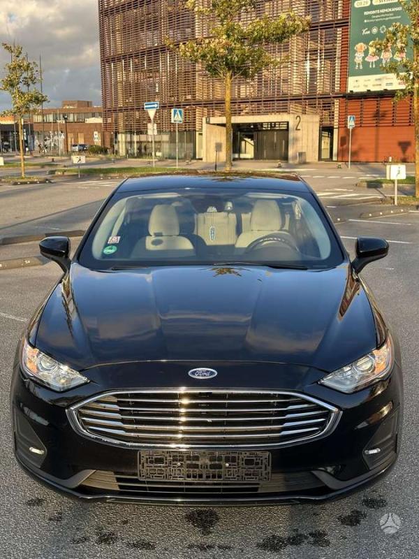Black Ford Fusion 2019 in Klaipeda, with an engine capacity of 2.49 L and mileage of 79 thousand km for 10900 €, photo 2 on AUTOMOTO.COM.LV