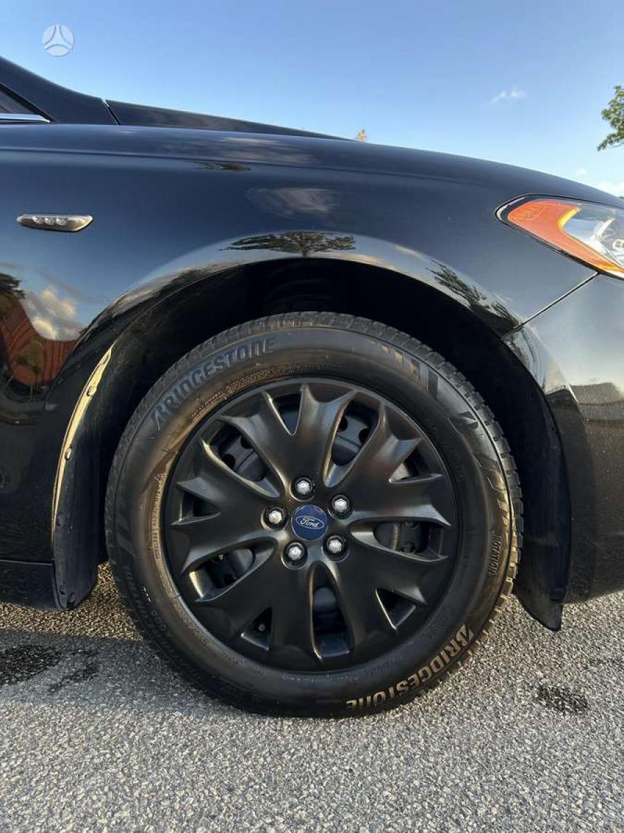 Melns Ford Fusion 2019 Klaipėda, ar dzinēja tilpumu 2.49 L un nobraukumu 79 tūkst. km par 10900 €, foto 6 vietnē AUTOMOTO.COM.LV